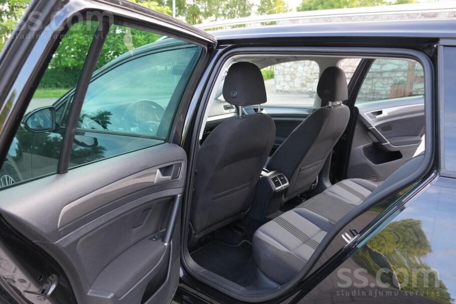 Melns Volkswagen Golf 2016 Rīga, ar dzinēja tilpumu 2.00 L un nobraukumu 298 tūkst. km par 8500 €, foto 5 vietnē AUTOMOTO.COM.LV