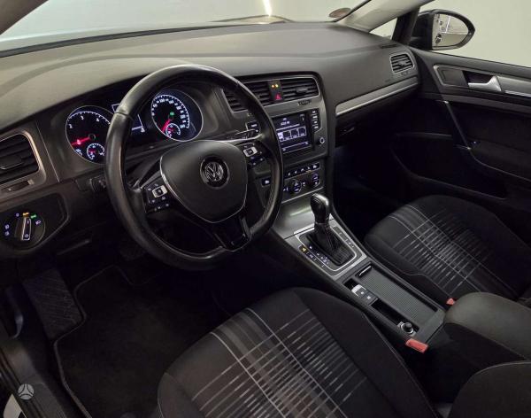 Melns Volkswagen Golf 2016 Marijampole, ar dzinēja tilpumu 1.60 L un nobraukumu 290 tūkst. km par 7999 €, foto 2 vietnē AUTOMOTO.COM.LV