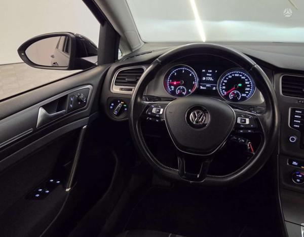 Melns Volkswagen Golf 2016 Marijampole, ar dzinēja tilpumu 1.60 L un nobraukumu 290 tūkst. km par 7999 €, foto 4 vietnē AUTOMOTO.COM.LV