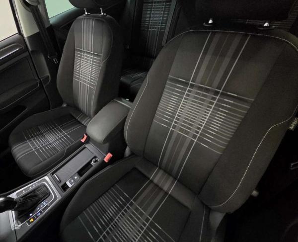 Melns Volkswagen Golf 2016 Marijampole, ar dzinēja tilpumu 1.60 L un nobraukumu 290 tūkst. km par 7999 €, foto 5 vietnē AUTOMOTO.COM.LV