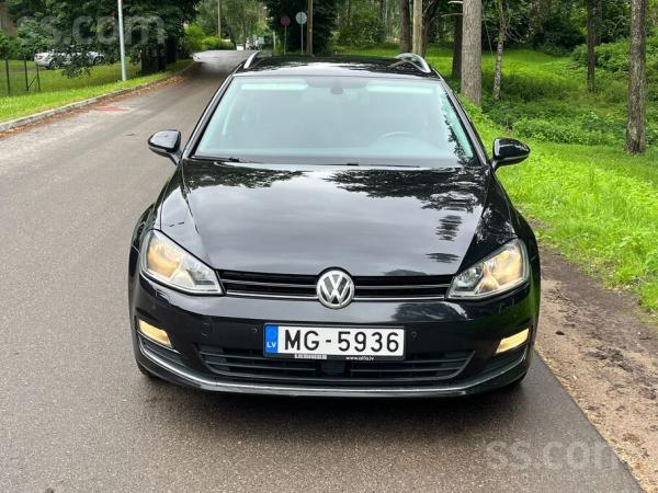 Black Volkswagen Golf 2016 in Riga, with an engine capacity of 2.00 L and mileage of 0 thousand km for 8950 €, photo 8 on AUTOMOTO.COM.LV