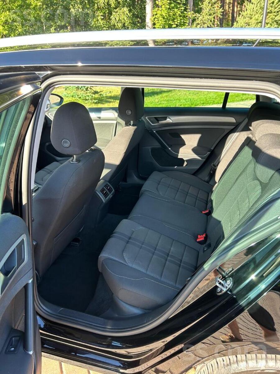 Melns Volkswagen Golf 2016 Rīga, ar dzinēja tilpumu 1.60 L un nobraukumu 157 tūkst. km par 9450 €, foto 13 vietnē AUTOMOTO.COM.LV