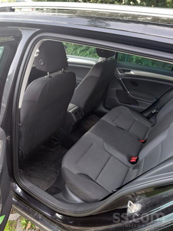 Melns Volkswagen Golf 2016 Rīga, ar dzinēja tilpumu 1.60 L un nobraukumu 301 tūkst. km par 3900 €, foto 6 vietnē AUTOMOTO.COM.LV