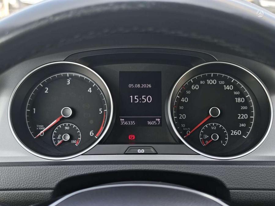 Melns Volkswagen Golf 2016 Viļņa, ar dzinēja tilpumu 1.60 L un nobraukumu 356 tūkst. km par 3900 €, foto 11 vietnē AUTOMOTO.COM.LV