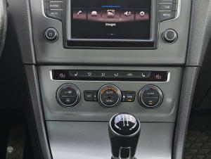 Melns Volkswagen Golf 2016 Viļņa, ar dzinēja tilpumu 1.60 L un nobraukumu 356 tūkst. km par 3900 €, foto 14 vietnē AUTOMOTO.COM.LV