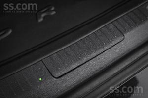 Black Volkswagen Golf 2016 in Riga, with an engine capacity of 2.00 L and mileage of 231 thousand km for 7750 €, photo 9 on AUTOMOTO.COM.LV