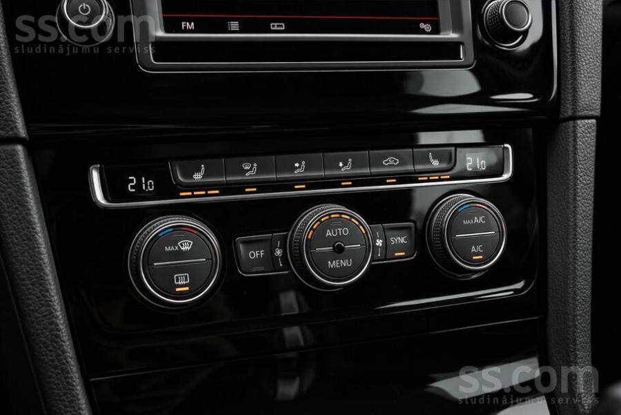 Black Volkswagen Golf 2016 in Riga, with an engine capacity of 2.00 L and mileage of 231 thousand km for 7750 €, photo 24 on AUTOMOTO.COM.LV