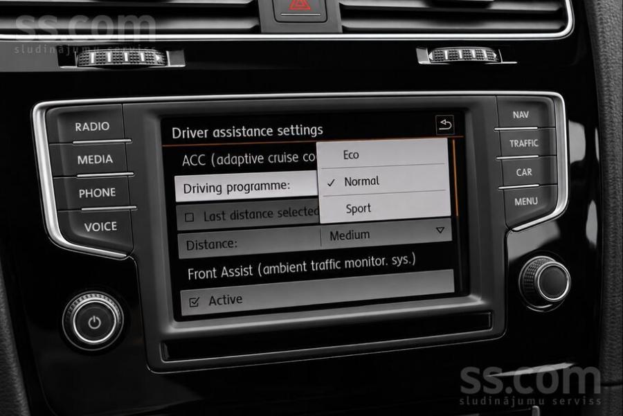 Black Volkswagen Golf 2016 in Riga, with an engine capacity of 2.00 L and mileage of 231 thousand km for 7750 €, photo 25 on AUTOMOTO.COM.LV