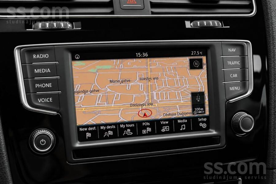 Black Volkswagen Golf 2016 in Riga, with an engine capacity of 2.00 L and mileage of 231 thousand km for 7750 €, photo 27 on AUTOMOTO.COM.LV