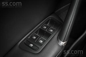 Black Volkswagen Golf 2016 in Riga, with an engine capacity of 2.00 L and mileage of 231 thousand km for 7750 €, photo 29 on AUTOMOTO.COM.LV