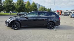 Black Volkswagen Golf 2016 in Riga, with an engine capacity of 1.60 L and mileage of 218 thousand km for 6600 €, photo 3 on AUTOMOTO.COM.LV