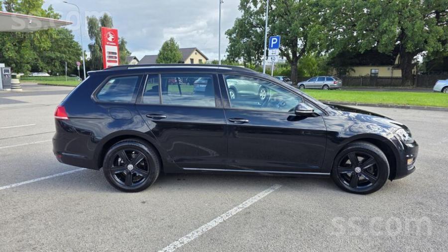 Black Volkswagen Golf 2016 in Riga, with an engine capacity of 1.60 L and mileage of 218 thousand km for 6600 €, photo 5 on AUTOMOTO.COM.LV