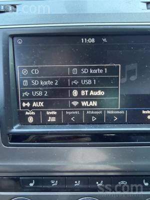 Black Volkswagen Golf 2016 in Jelgava, with an engine capacity of 1.60 L and mileage of 362 thousand km for 6250 €, photo 11 on AUTOMOTO.COM.LV