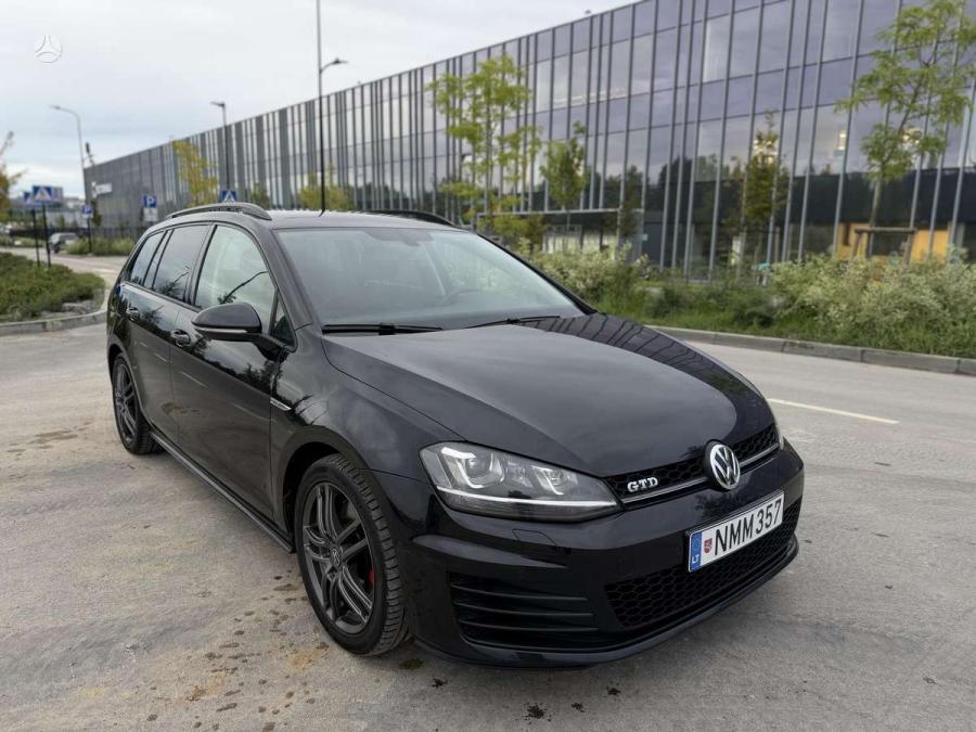 Black Volkswagen Golf 2016 in Vilnius, with an engine capacity of 1.97 L and mileage of 180 thousand km for 8750 €, photo 3 on AUTOMOTO.COM.LV