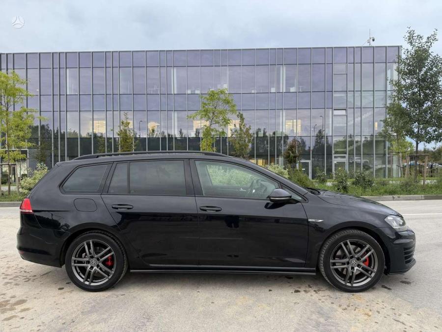 Black Volkswagen Golf 2016 in Vilnius, with an engine capacity of 1.97 L and mileage of 180 thousand km for 8750 €, photo 9 on AUTOMOTO.COM.LV