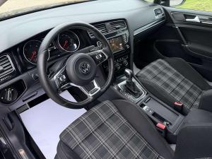 Black Volkswagen Golf 2016 in Vilnius, with an engine capacity of 1.97 L and mileage of 180 thousand km for 8750 €, photo 28 on AUTOMOTO.COM.LV