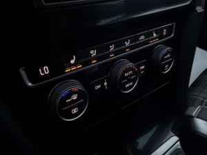 Black Volkswagen Golf 2016 in Vilnius, with an engine capacity of 1.97 L and mileage of 180 thousand km for 8750 €, photo 33 on AUTOMOTO.COM.LV