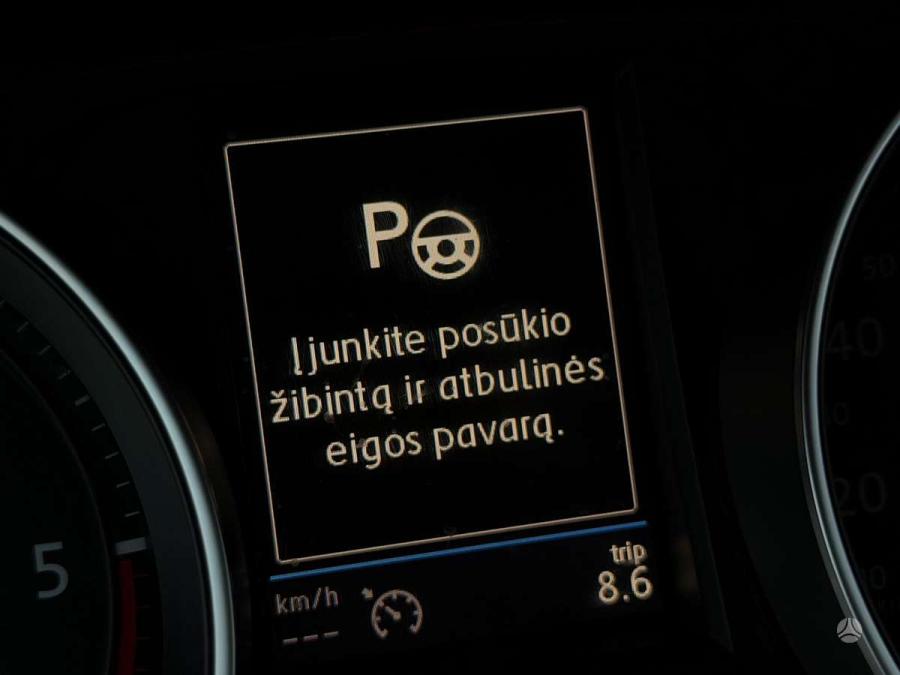 Black Volkswagen Golf 2016 in Vilnius, with an engine capacity of 1.97 L and mileage of 180 thousand km for 8750 €, photo 34 on AUTOMOTO.COM.LV