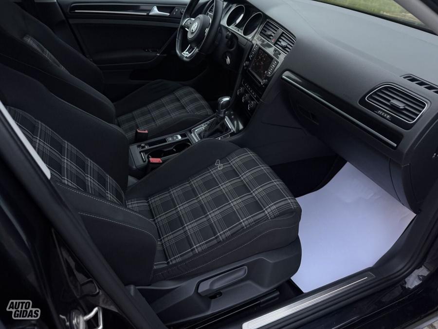 Black Volkswagen Golf 2016 in Vilnius, with an engine capacity of 2.00 L and mileage of 180 thousand km for 8750 €, photo 31 on AUTOMOTO.COM.LV