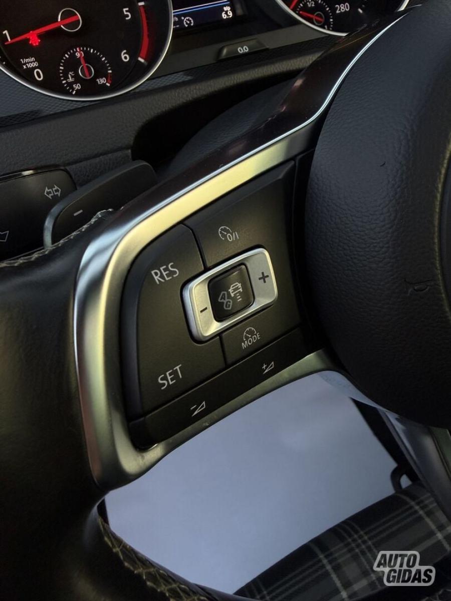 Melns Volkswagen Golf 2016 Viļņa, ar dzinēja tilpumu 2.00 L un nobraukumu 289 tūkst. km par 8899 €, foto 27 vietnē AUTOMOTO.COM.LV