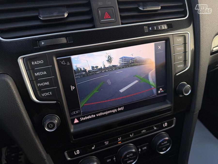 Melns Volkswagen Golf 2016 Viļņa, ar dzinēja tilpumu 2.00 L un nobraukumu 289 tūkst. km par 8899 €, foto 31 vietnē AUTOMOTO.COM.LV