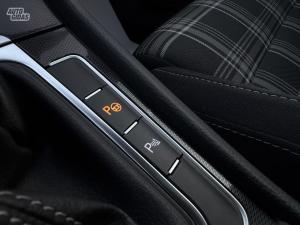 Melns Volkswagen Golf 2016 Viļņa, ar dzinēja tilpumu 2.00 L un nobraukumu 289 tūkst. km par 8899 €, foto 32 vietnē AUTOMOTO.COM.LV