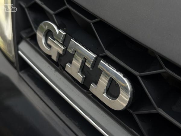 Melns Volkswagen Golf 2016 Viļņa, ar dzinēja tilpumu 2.00 L un nobraukumu 180 tūkst. km par 8650 €, foto 6 vietnē AUTOMOTO.COM.LV