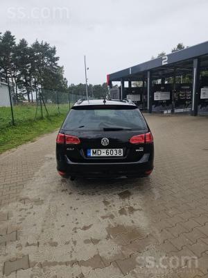 Melns Volkswagen Golf 2016 Rīga, ar dzinēja tilpumu 1.60 L un nobraukumu 195 tūkst. km par 8000 €, foto 8 vietnē AUTOMOTO.COM.LV