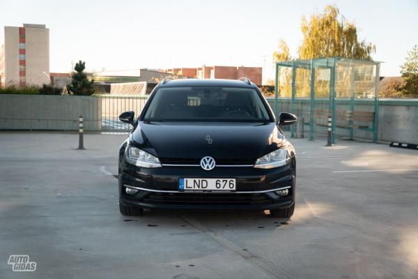 Melns Volkswagen Golf 2017 Kauņa, ar dzinēja tilpumu 1.60 L un nobraukumu 251 tūkst. km par 8700 €, foto 10 vietnē AUTOMOTO.COM.LV