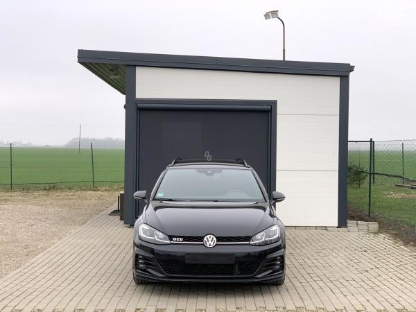 Melns Volkswagen Golf 2017 Kauņa, ar dzinēja tilpumu 2.00 L un nobraukumu 220 tūkst. km par 11999 €, foto 6 vietnē AUTOMOTO.COM.LV