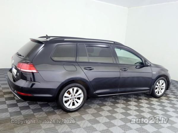 Black Volkswagen Golf 2017 in Tallinn, with an engine capacity of 1.40 L and mileage of 268 thousand km for 4499 €, photo 3 on AUTOMOTO.COM.LV