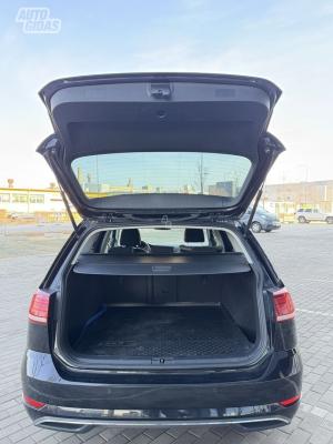 Black Volkswagen Golf 2017 in Kaunas, with an engine capacity of 1.60 L and mileage of 256 thousand km for 8300 €, photo 10 on AUTOMOTO.COM.LV