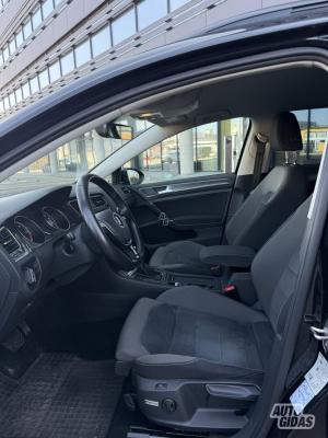 Black Volkswagen Golf 2017 in Kaunas, with an engine capacity of 1.60 L and mileage of 256 thousand km for 8300 €, photo 11 on AUTOMOTO.COM.LV