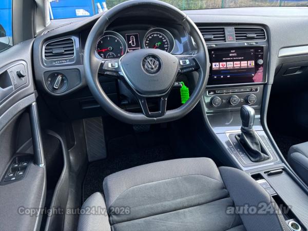 Black Volkswagen Golf 2017 in Paide, with an engine capacity of 1.60 L and mileage of 236 thousand km for 9990 €, photo 11 on AUTOMOTO.COM.LV