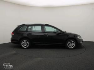 Black Volkswagen Golf 2017 in Vilnius, with an engine capacity of 1.60 L and mileage of 237 thousand km for 7599 €, photo 10 on AUTOMOTO.COM.LV
