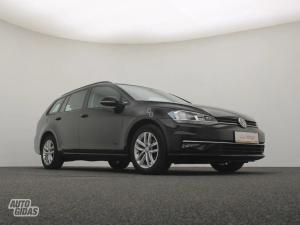 Black Volkswagen Golf 2017 in Vilnius, with an engine capacity of 1.60 L and mileage of 237 thousand km for 7599 €, photo 12 on AUTOMOTO.COM.LV