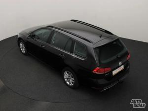 Black Volkswagen Golf 2017 in Vilnius, with an engine capacity of 1.60 L and mileage of 237 thousand km for 7599 €, photo 13 on AUTOMOTO.COM.LV