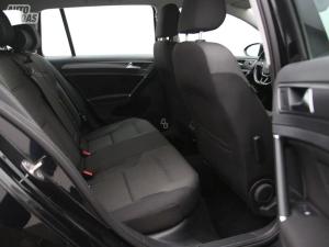 Black Volkswagen Golf 2017 in Vilnius, with an engine capacity of 1.60 L and mileage of 237 thousand km for 7599 €, photo 16 on AUTOMOTO.COM.LV