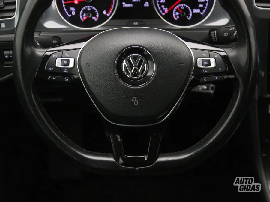 Black Volkswagen Golf 2017 in Vilnius, with an engine capacity of 1.60 L and mileage of 237 thousand km for 7599 €, photo 19 on AUTOMOTO.COM.LV
