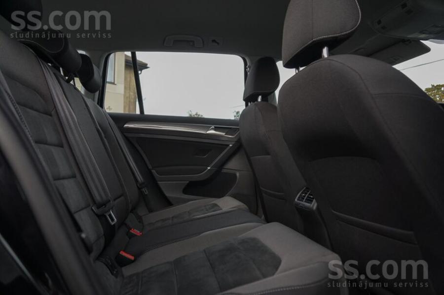 Black Volkswagen Golf 2017 in Riga, with an engine capacity of 2.00 L and mileage of 193 thousand km for 13990 €, photo 25 on AUTOMOTO.COM.LV