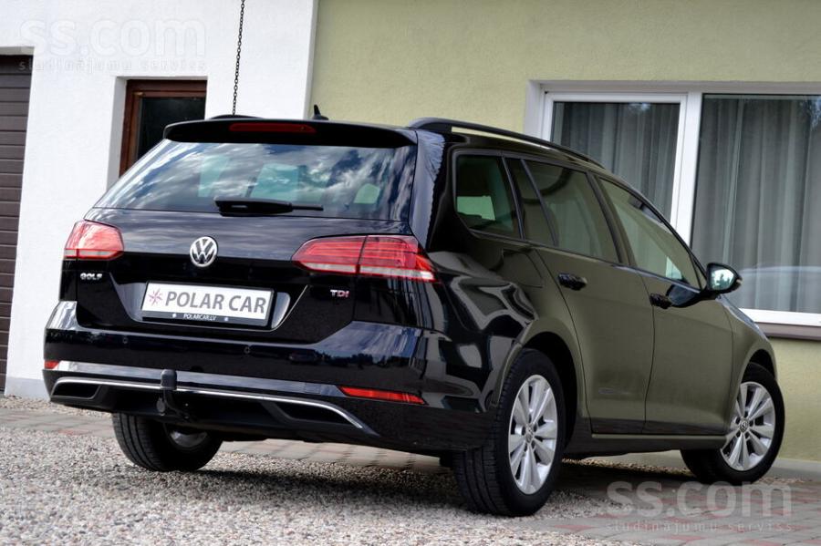 Black Volkswagen Golf 2017 in Tukums, with an engine capacity of 1.60 L and mileage of 260 thousand km for 10590 €, photo 4 on AUTOMOTO.COM.LV
