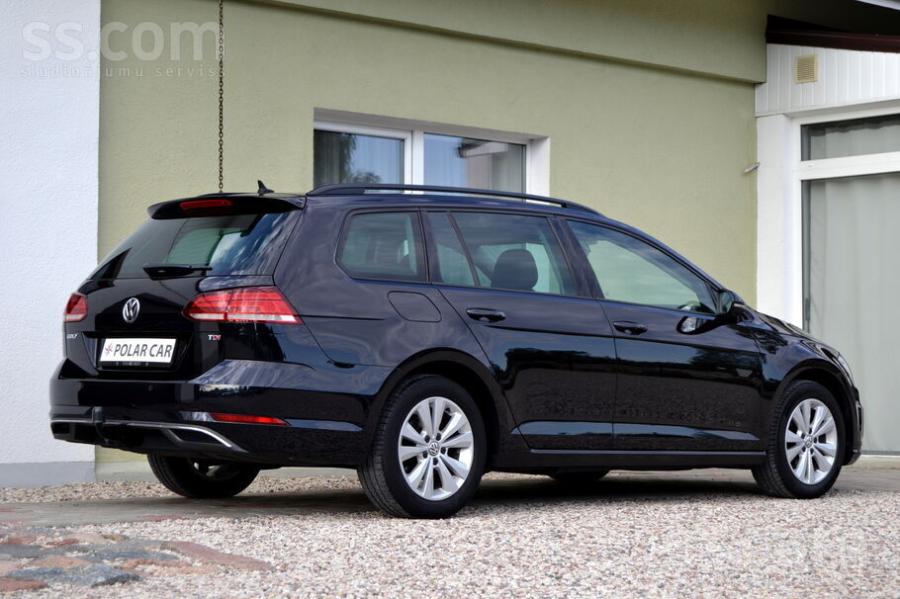 Black Volkswagen Golf 2017 in Tukums, with an engine capacity of 1.60 L and mileage of 260 thousand km for 10590 €, photo 9 on AUTOMOTO.COM.LV