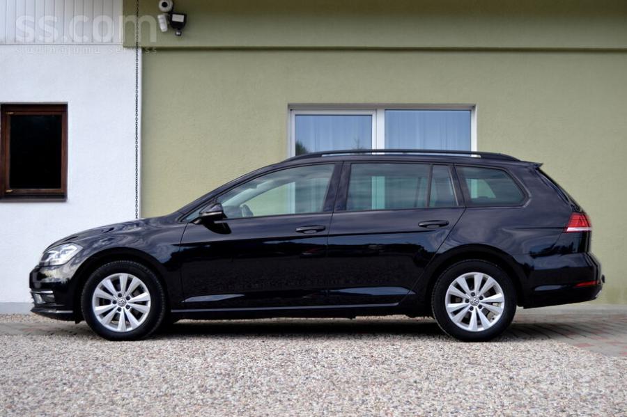 Black Volkswagen Golf 2017 in Tukums, with an engine capacity of 1.60 L and mileage of 260 thousand km for 10590 €, photo 11 on AUTOMOTO.COM.LV