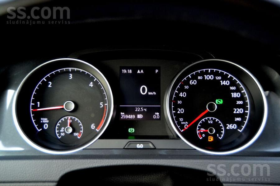 Black Volkswagen Golf 2017 in Tukums, with an engine capacity of 1.60 L and mileage of 260 thousand km for 10590 €, photo 20 on AUTOMOTO.COM.LV