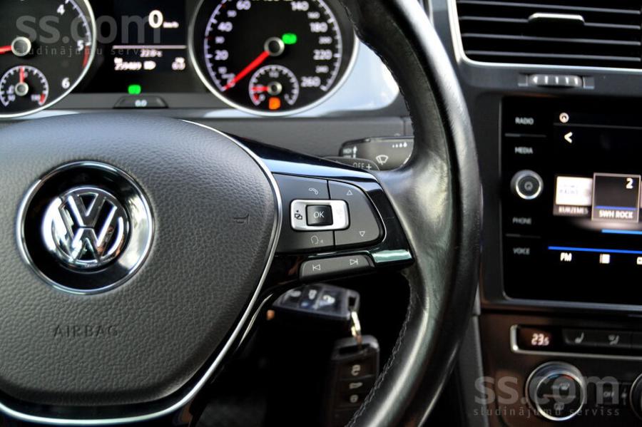 Black Volkswagen Golf 2017 in Tukums, with an engine capacity of 1.60 L and mileage of 260 thousand km for 10590 €, photo 25 on AUTOMOTO.COM.LV