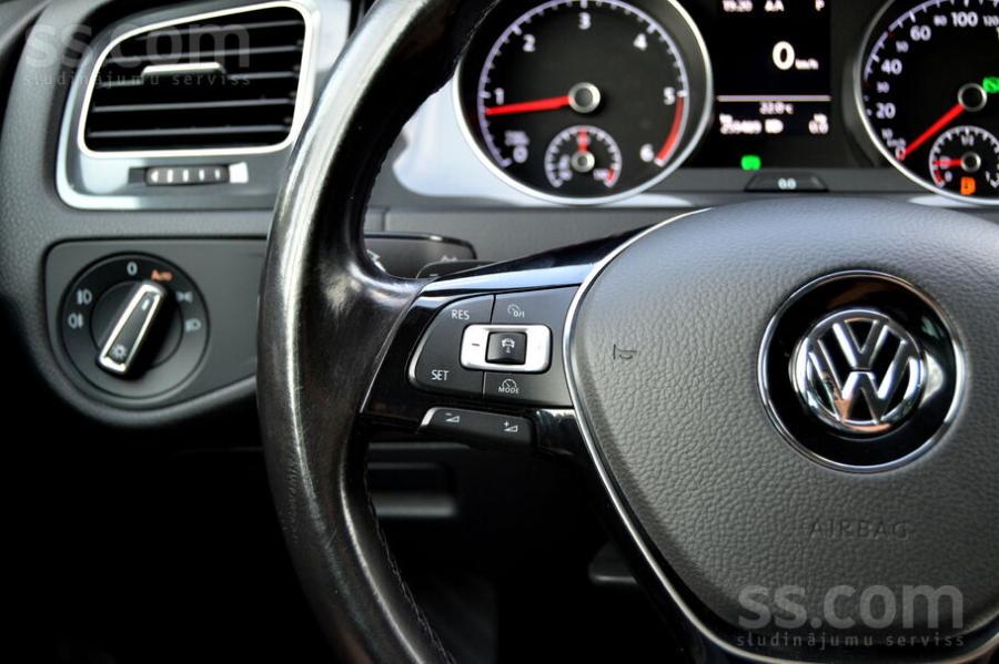 Black Volkswagen Golf 2017 in Tukums, with an engine capacity of 1.60 L and mileage of 260 thousand km for 10590 €, photo 27 on AUTOMOTO.COM.LV