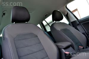 Black Volkswagen Golf 2017 in Tukums, with an engine capacity of 1.60 L and mileage of 260 thousand km for 10590 €, photo 33 on AUTOMOTO.COM.LV