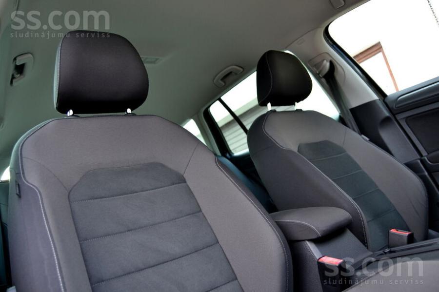 Black Volkswagen Golf 2017 in Tukums, with an engine capacity of 1.60 L and mileage of 260 thousand km for 10590 €, photo 33 on AUTOMOTO.COM.LV