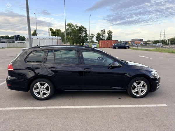 Melns Volkswagen Golf 2017 Kauņa, ar dzinēja tilpumu 1.60 L un nobraukumu 283 tūkst. km par 8400 €, foto 7 vietnē AUTOMOTO.COM.LV
