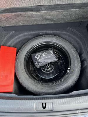 Melns Volkswagen Golf 2017 Kauņa, ar dzinēja tilpumu 1.60 L un nobraukumu 283 tūkst. km par 8400 €, foto 15 vietnē AUTOMOTO.COM.LV